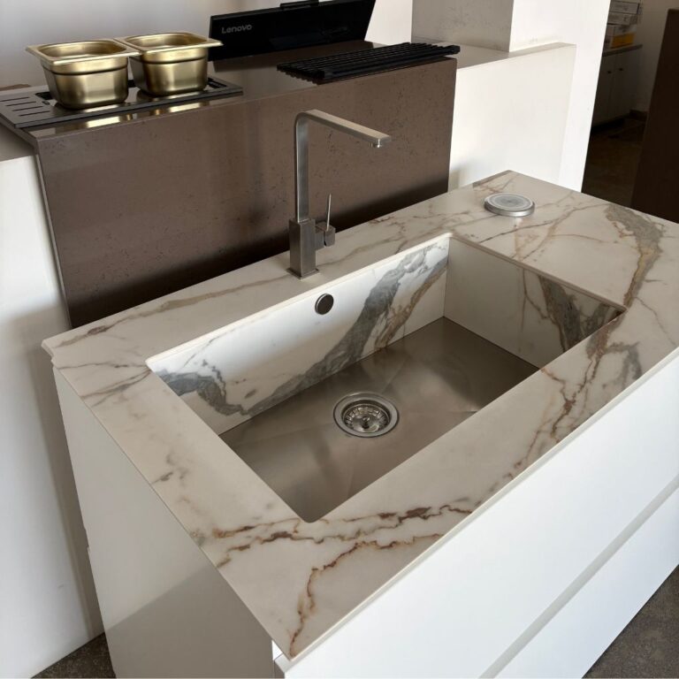 Undermount Stainless Steel Kitchen Sink | Tileable Perimeter Walls ...